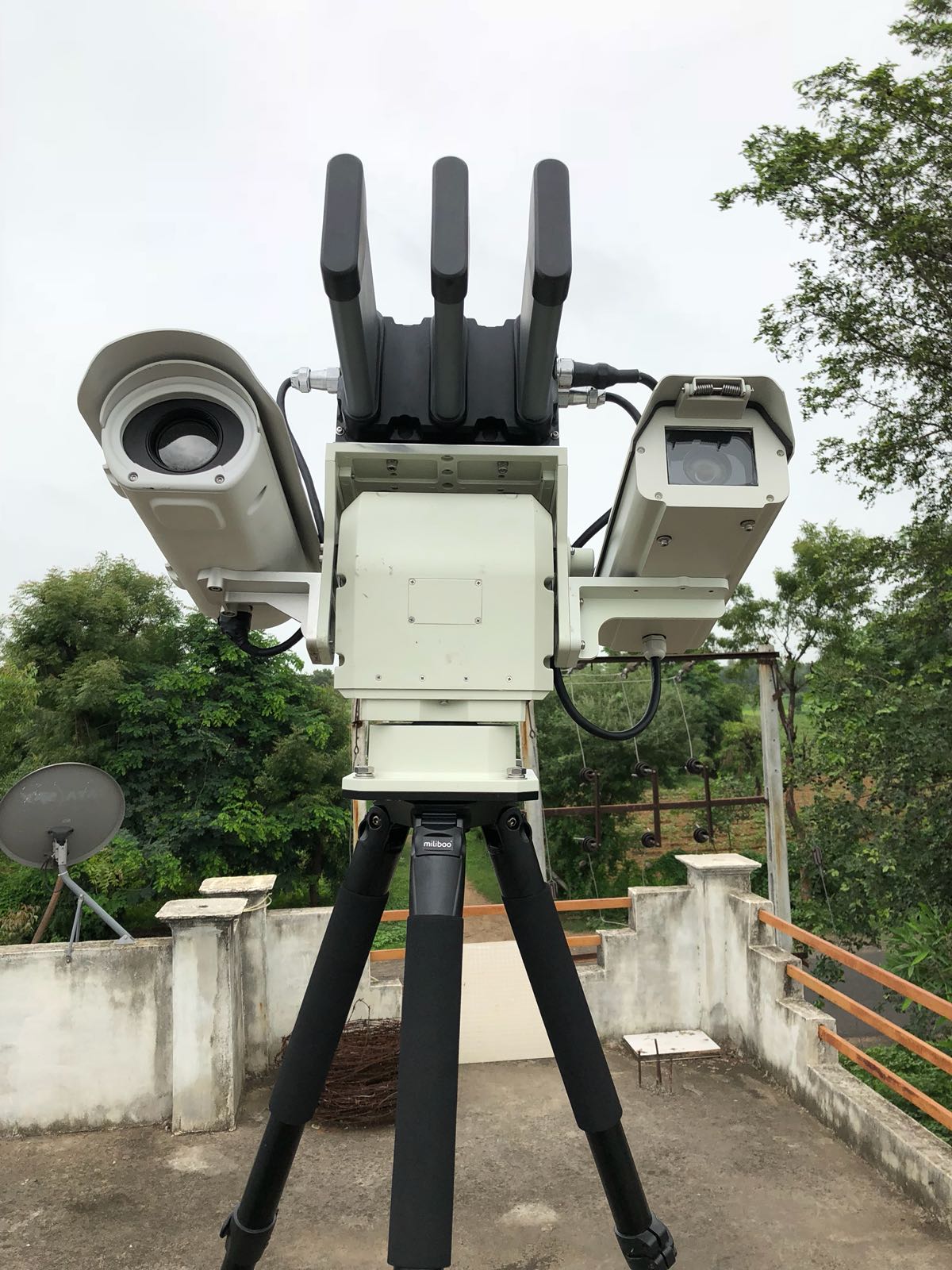 Jammer Integrated with PTZ Camera – Hasati Telecom Inc